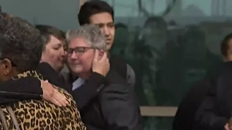 Robin Niceta Target of Lawsuit by Aurora Councilwoman Danielle Jurinsky ...